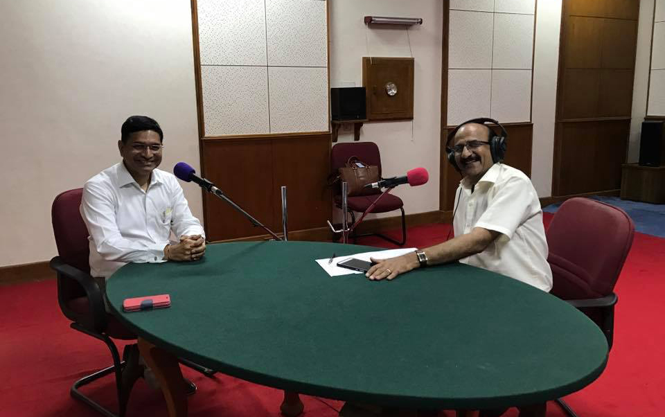 Dr. Sunil Gupta aware about Diabetes at Vividh Bharti Sehatnama Program ...